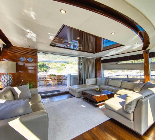 AGAVE Yacht Charter Details, Princess 85 | CHARTERWORLD Luxury Superyachts